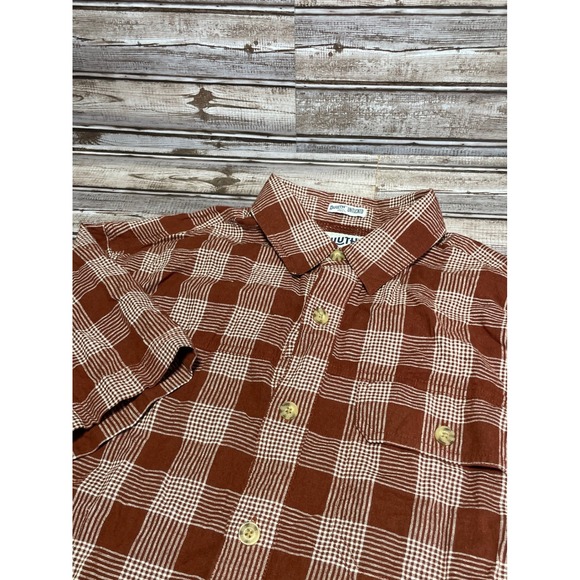 Duluth Trading Co | Shirts | Duluth Trading Co Untucked Vented Button ...